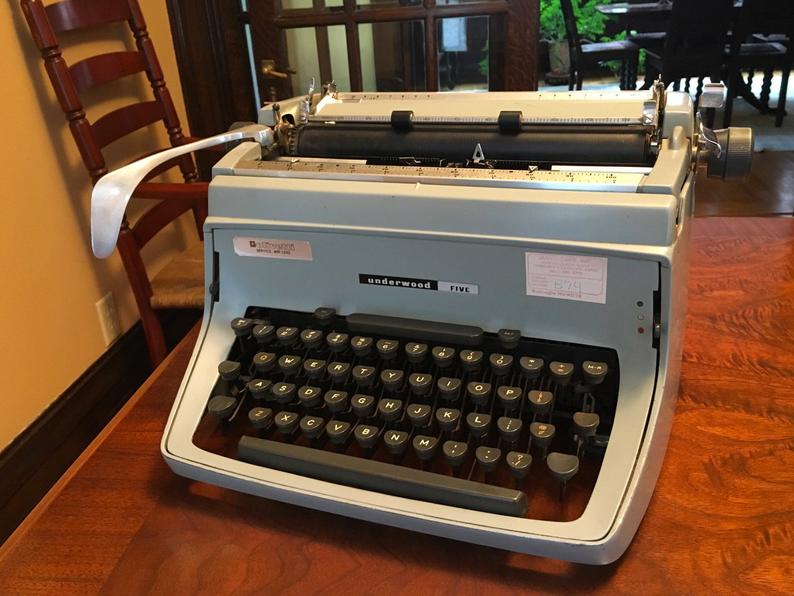 Vintage Typewriter Antique Typewriter Old Typewriter Working » Petagadget Vintage Typewriter Antique Typewriter Old Typewriter Working » Petagadget